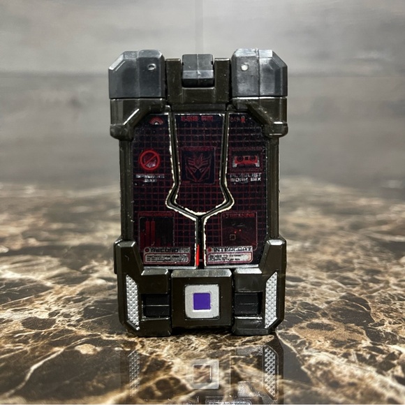 Hasbro | Toys | Laserbeak Transformers Generations Titans Return ...